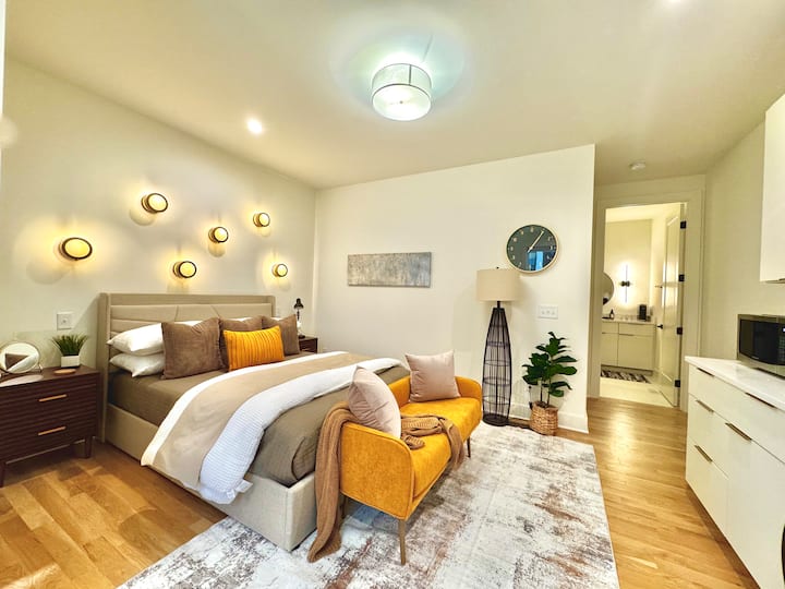 Hilltop Luxury Guest Suite - Nashville, TN