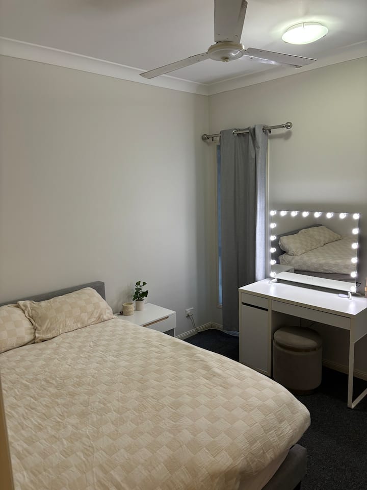Beautiful Tidy Home! - Sunshine Coast