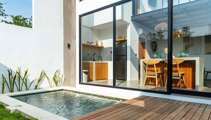 Villa Poma Loft, Nunggalan Beach, Private Pool - Bali