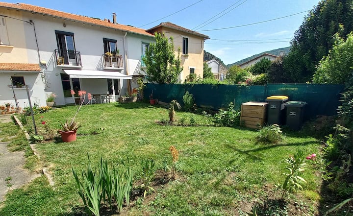 Maison Chaleureuse, Calme, Pratique & Ensoleillée - Foix
