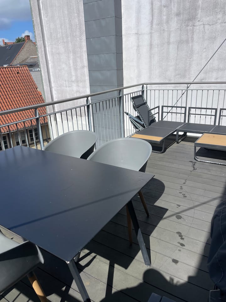 Lejlighed Helt Centralt I Odense - Odense