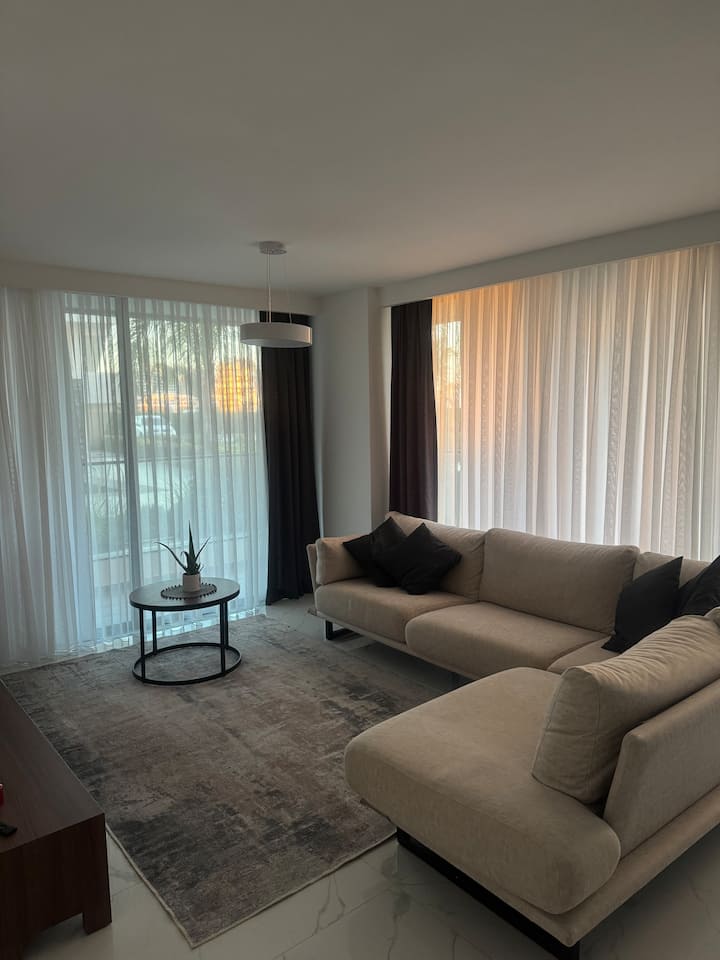 Grand Sapphire Casino 4 Bedrooms - Cyprus