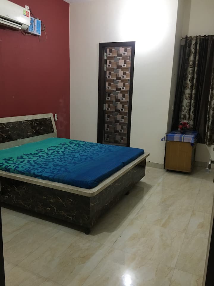 Bhatia Home Stay - Amritsar