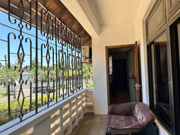 2 Bedroom Serviced Apartment Near French Embassy - Dar es Salaam