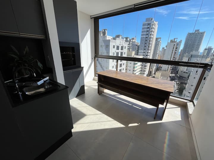 Meia Praia áRea Nobre! - Itapema