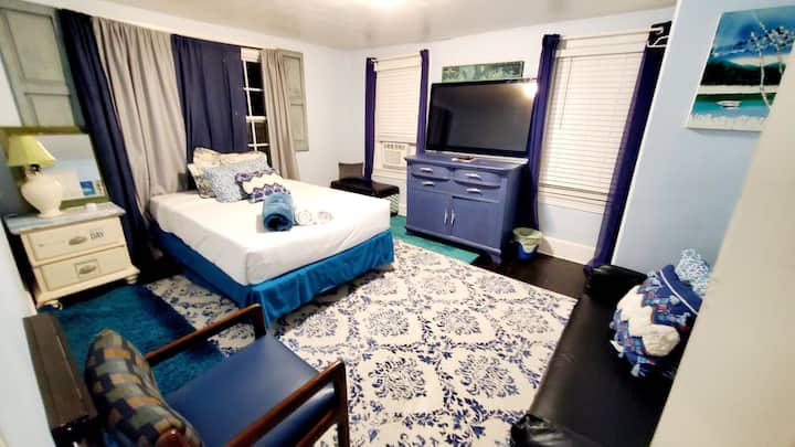 The Blue Room - Dover, DE
