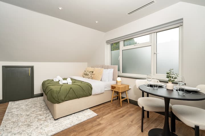 Modern Studio W/ Air Conditioning Near Central - London