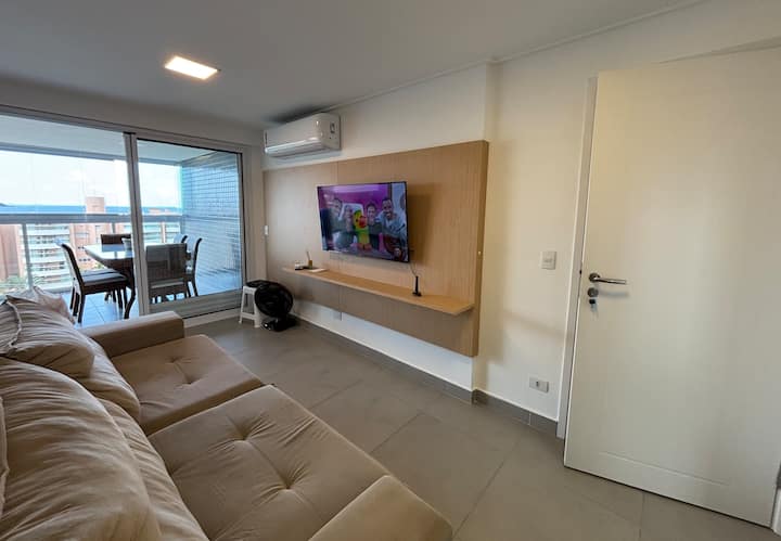 Apto C/ Vista, Ar E Wi-fi 400m Da Praia - Guarujá