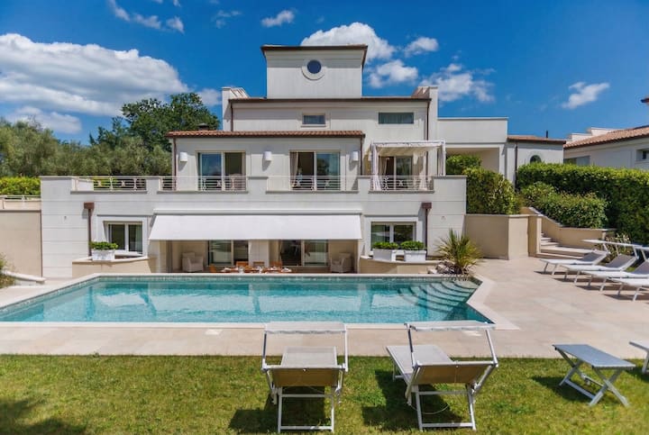 Villa Mandara 8+2, Emma Villas - Rimini