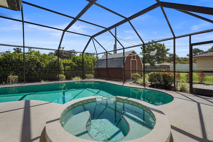 Cozy Pool Home With Grill & Hot Tub Mins To Beach - Venice, FL