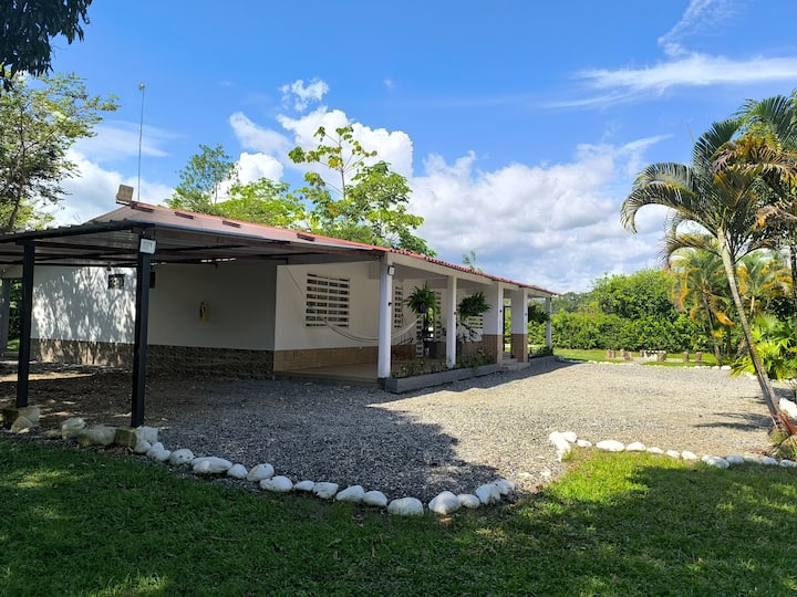 Hermosa Casa Quinta En Acacias! - Acacias