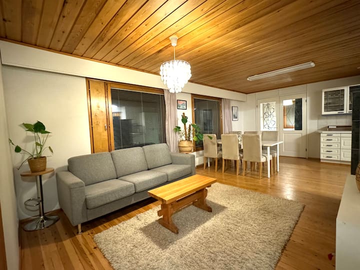 Paritalon Puolikas Muurolasta - Rovaniemi