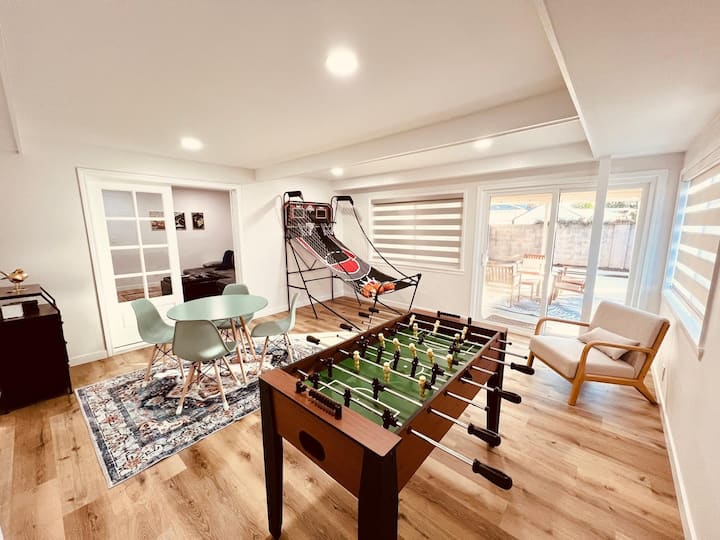 Spacious 4br/2.5b Family-friendly Home Near Disney - Placentia, CA