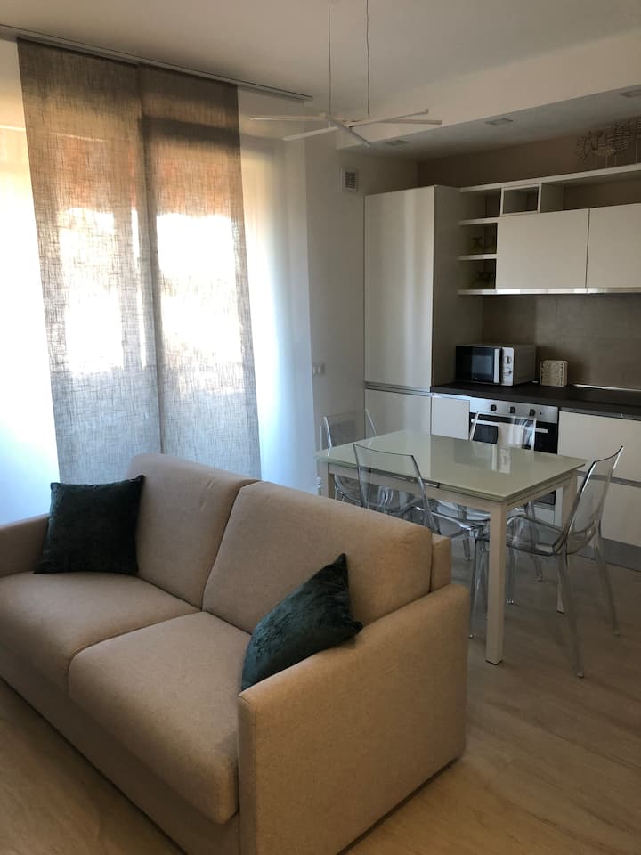 Bilocale Sul Lago Di Garda (Rivoltella) - Desenzano del Garda