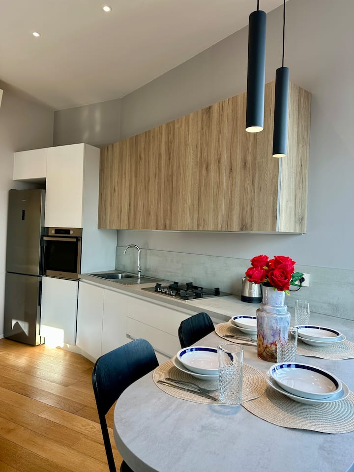 Modern Duomo-farini Apartment - Milan - Milan