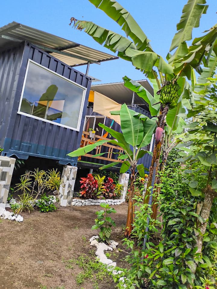 Serene & Spacious Oasis With Terrace - Galápagos Islands