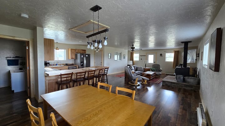 Emigrantpeakloft - Emigrant, MT
