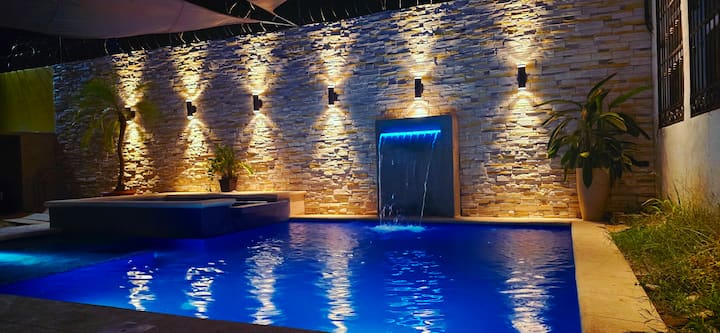 Casa Moderna/piscina+jacuzzi/ Generador Eléctrico. - Puerto Barrios