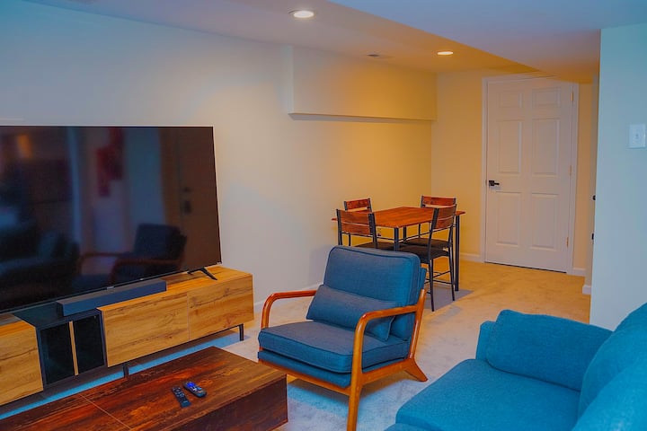 Peaceful Haven In Downtown Rockville - Gaithersburg, MD