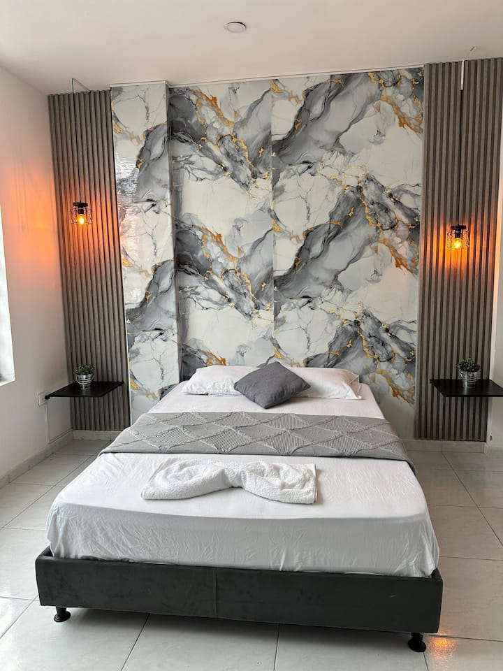 Blue Jacuzzi Aireacon Tv Wifi Piscina Central 2a-4 - Girardot