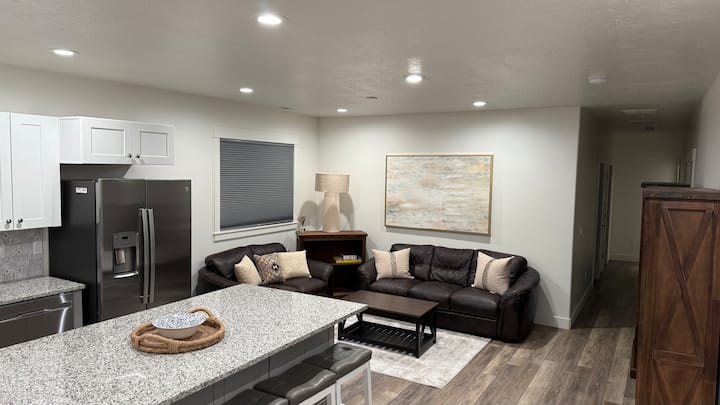Private Basement Apartment - Timpanogos Cave National Monument