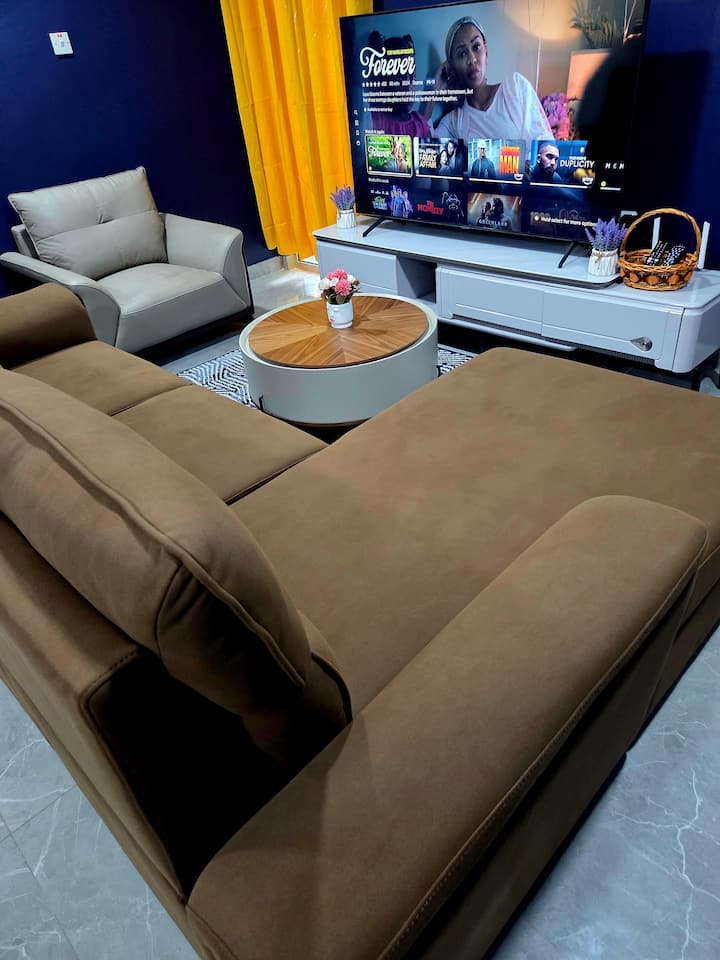 Luxury Beyond Experience Condo - Kingston, Jamaica