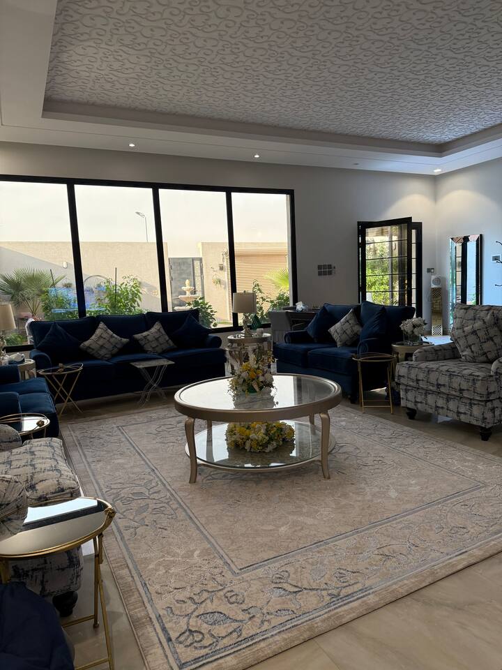 شاليه مودرن بتصميم راقي في موقع مميز - Riyadh