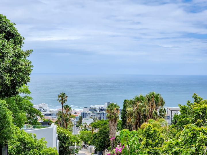 Fresnaye Four Bedroom House - Camps Bay