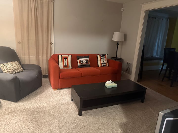 Cozy Home Away From Home! - Rochester, NY