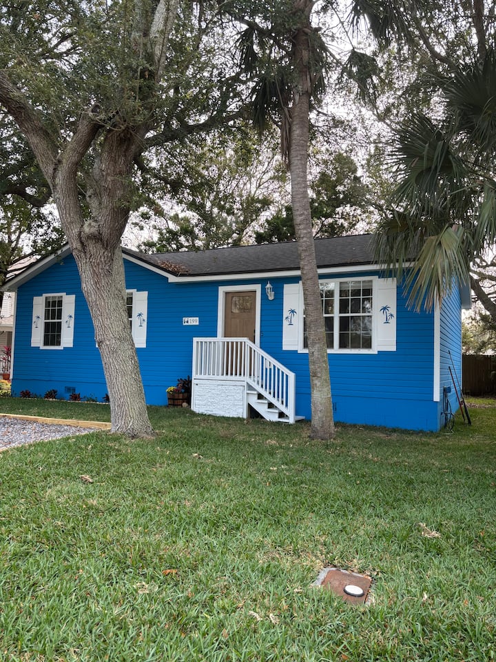 Island Cottage - St. Augustine, FL