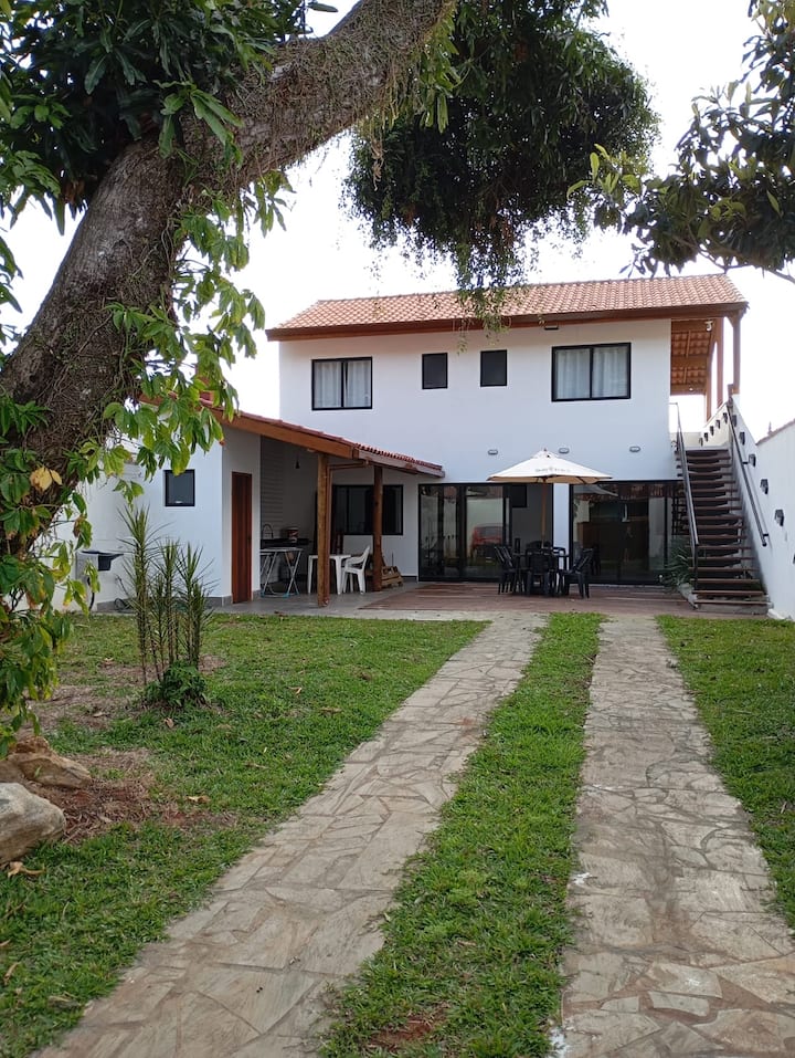 Conforto,4 Suítes, Ar, Wi-fi, Vista, Pet E 4 Vagas - Brésil