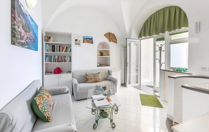 Discover The Magic Lights Of Salerno& Amalfi Coast - Furore