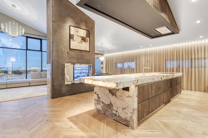 Lakeview Escape- Hot Tub · Sauna · Northern Lights - Islândia