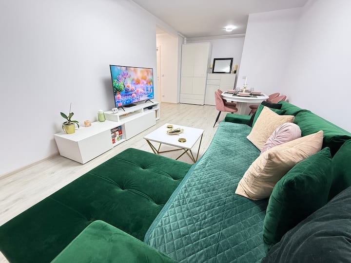 Spacious Serenity Apartament - Cernica