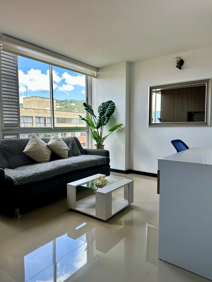 Apartamento En El Poblado - Medellín, Colombia