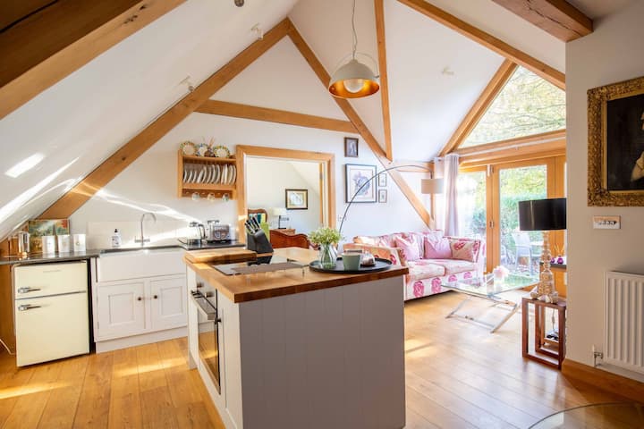 Cosy, Well Presented Apartment - The Sycamore - Bibury