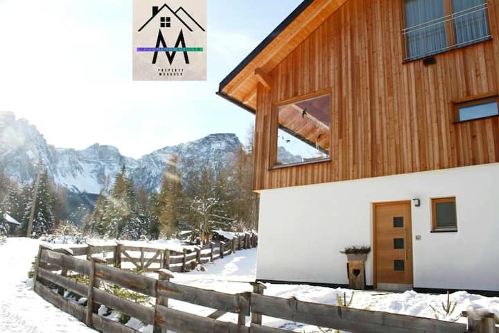 [Vista Sulle Dolomiti]parking+carcharger+wi-fi+a/c - Corvara, BZ, Italy