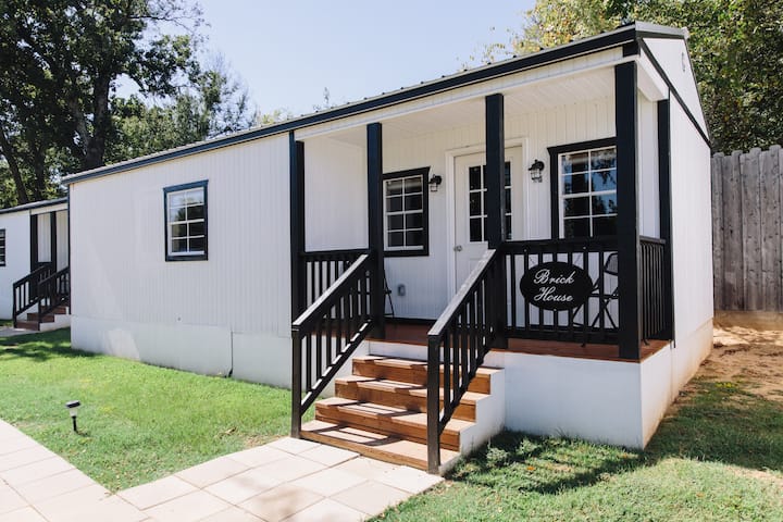 The Brickhouse - Canton, TX