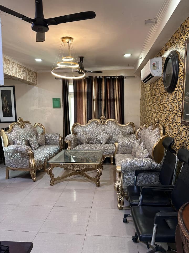 3bhk Apartment| Gaur City2| Noida| Expomart - Ghaziabad