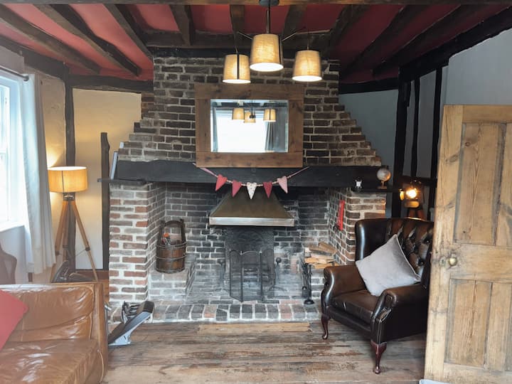 Beautiful 3/4 Bed Cottage Perfectly Sited In Kent - Leeds Castle