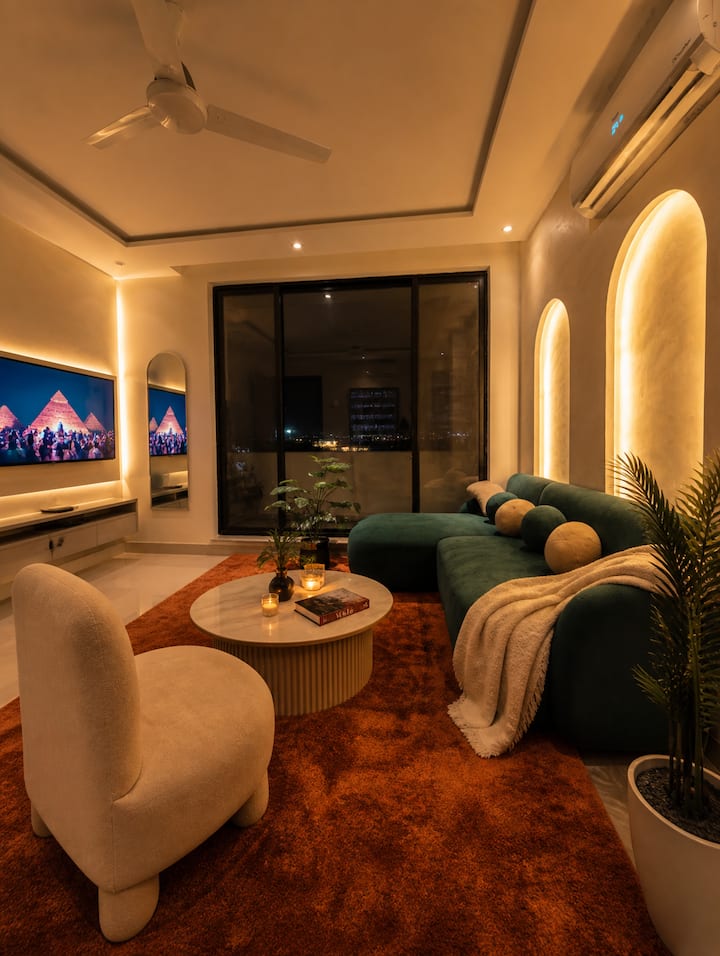 Emerald | 1 Bhk | Self Check In| Gulberg| Pool - Lahore