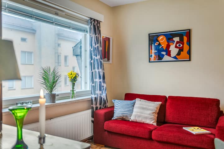 Vibrant & Central W Netflix, Wifi, 200m Tram/bus - Helsinki