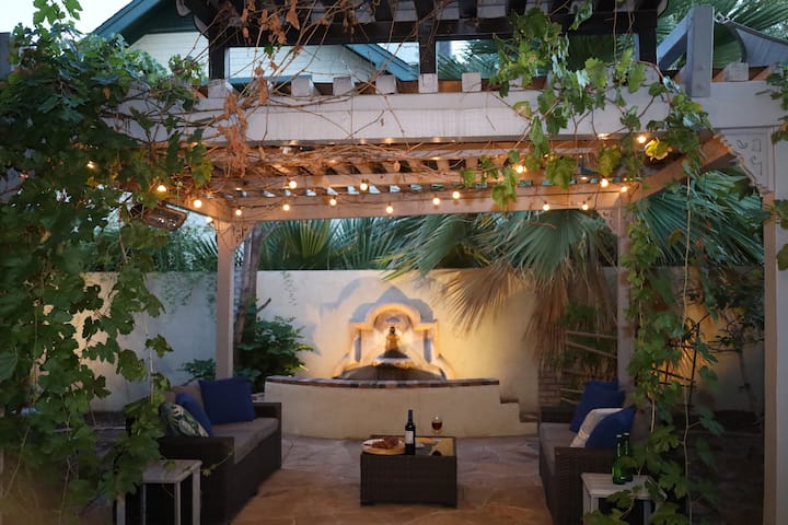 Cozy Roosevelt Row Stay – Roku Tv & Near Art - South Phoenix, AZ