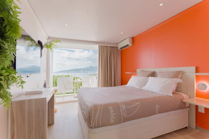 Studio Rénové à 3 Minutes De La Mer - Martinique