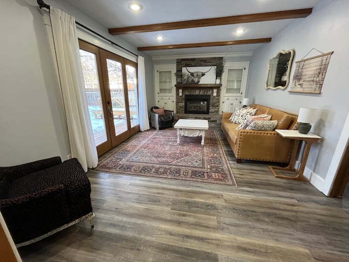 Warm Cottage In Heart Of Town - Idaho Falls, ID