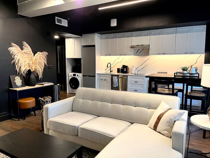 1br Suite On The Riverwalk/free Parking - San Antonio