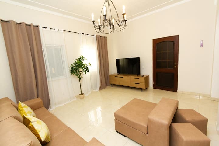 Maison Kriola – Authentique & Calme T3 - Praia