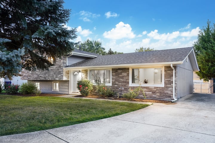 Your Perfect Schaumburg Getaway - Schaumburg