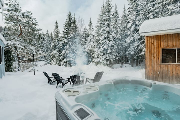 Spa | Fireplace | Wifi - 7 Mins From Ski - Sainte-Agathe-des-Monts
