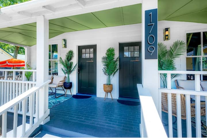 Prime Location Downtown Perfect For Large Groups - Ocean Springs, MS